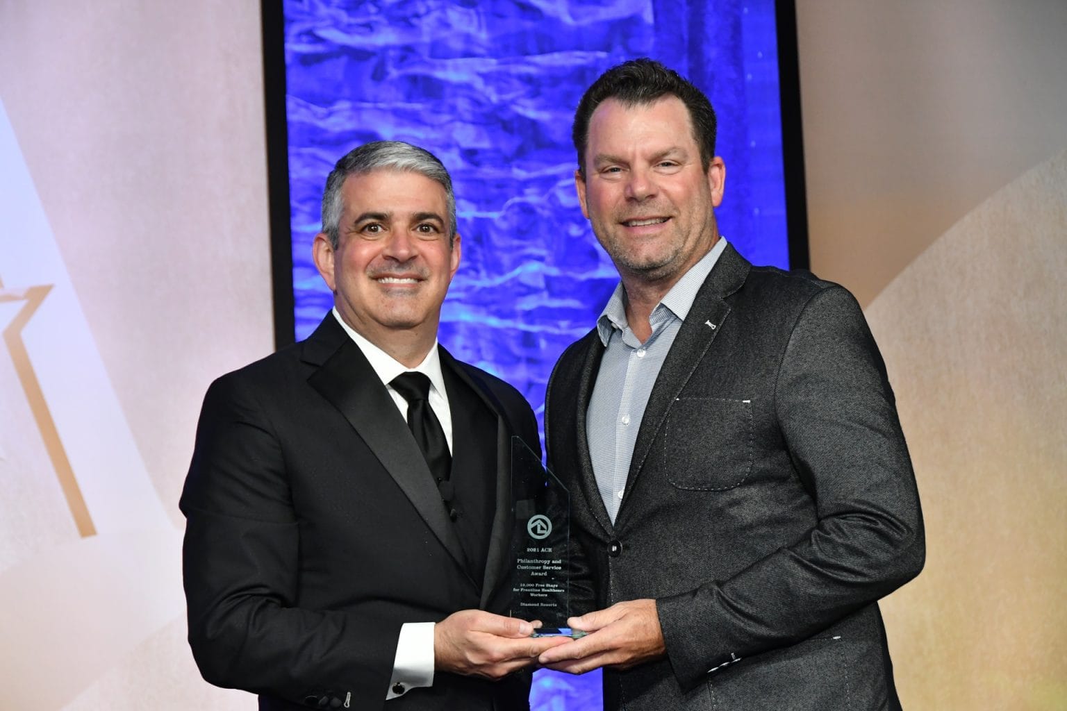 Mike Flaskey, @TheVacationDR